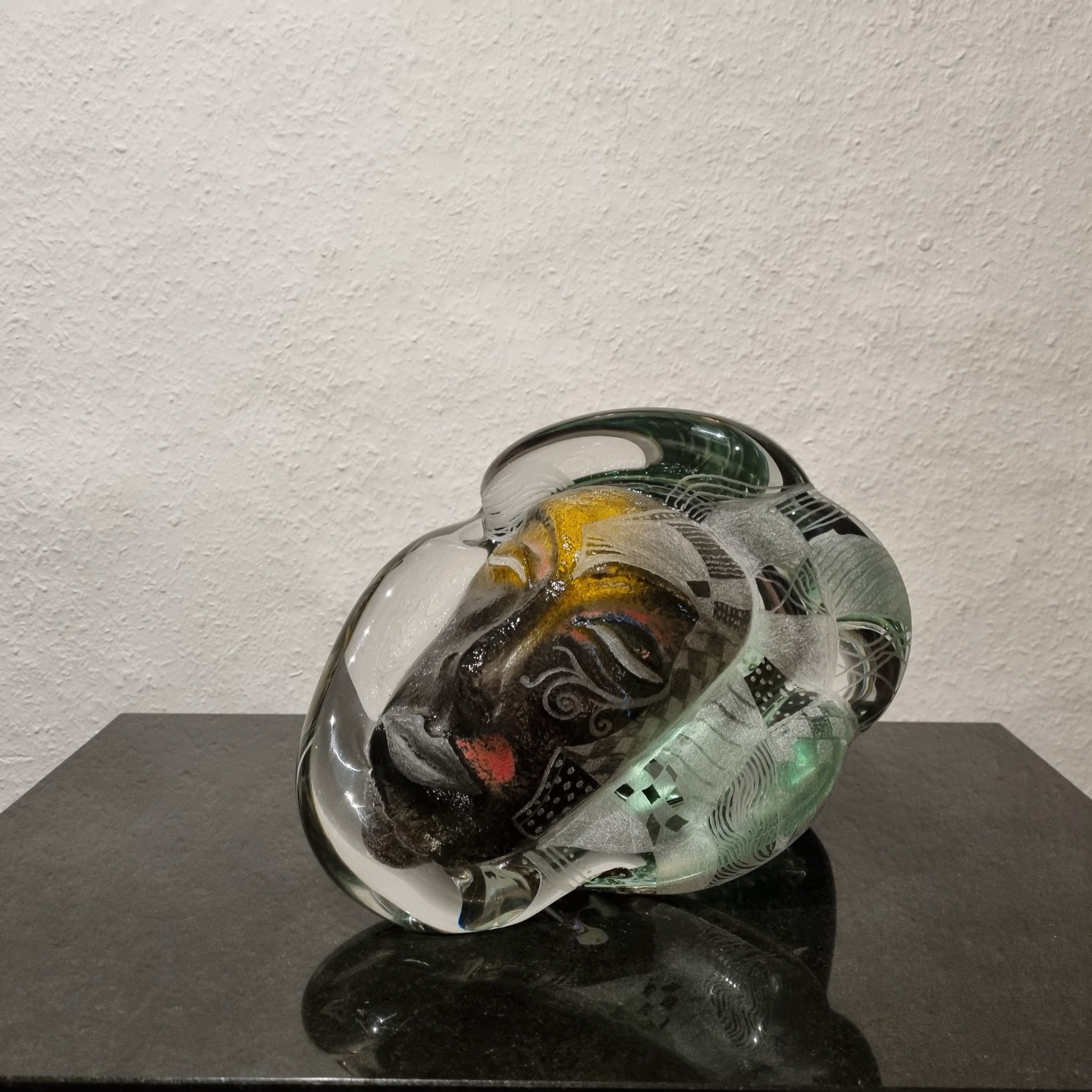 Jim Johnsson - Graverat Glasunikat " Vidar i Vila" - KH Konst & Antik